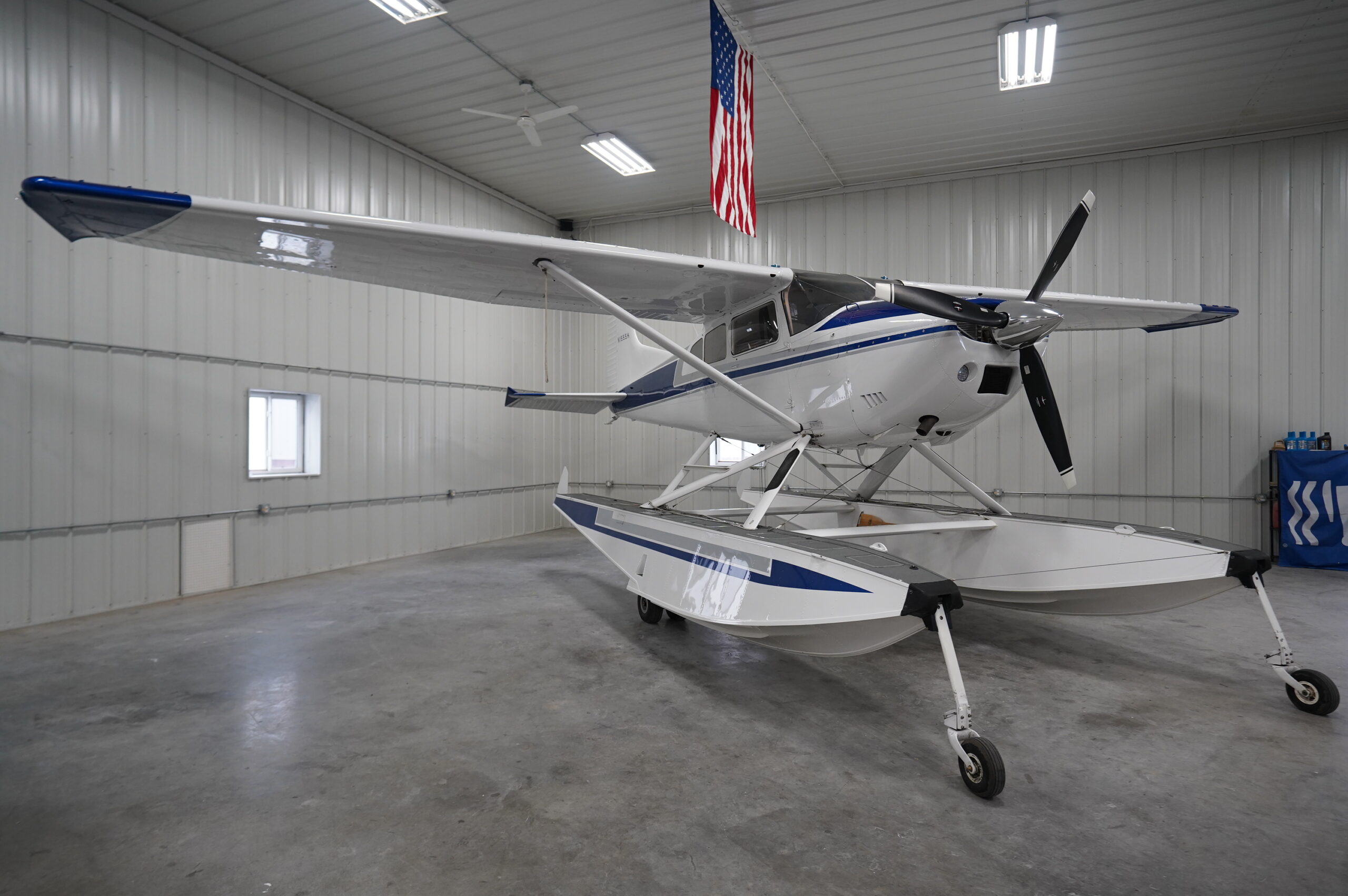 Cessna A185F Amphibian | Elevated Aircraft